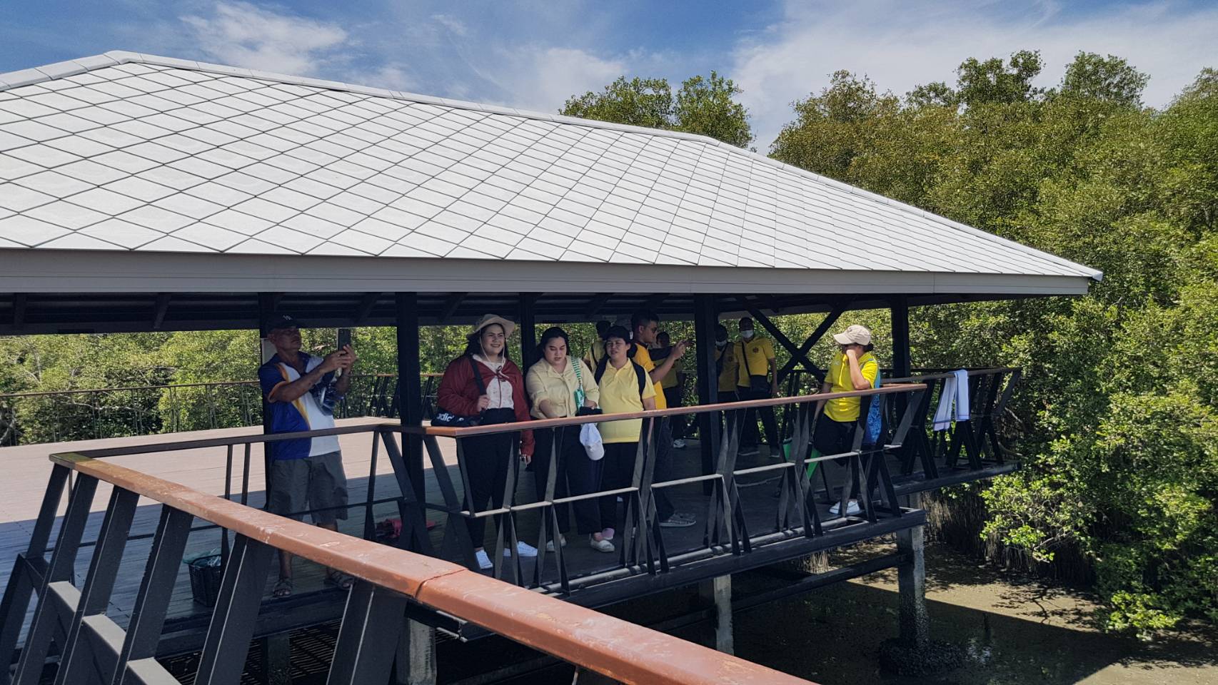 อำเภอเก้าเลี้ยว จังหวัดนครสวรรค์ - LERD