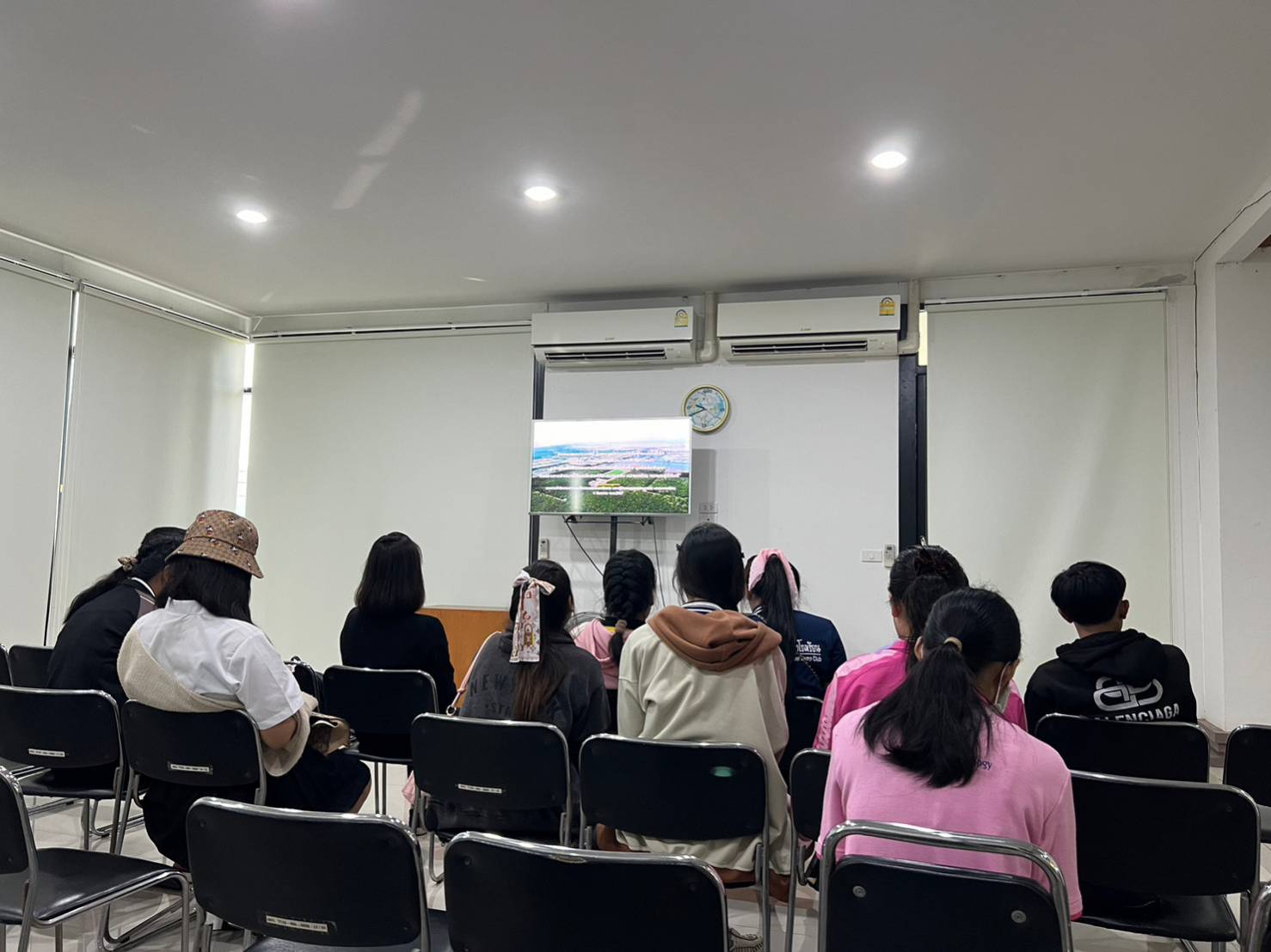 สาขาวิชาวิทยาศาสตร์และเทคโนโลยี คณะวิทยาศาสตร์และเทคโนโลยี มหาวิทยาลัยราชภัฏเพชรบุรี - LERD